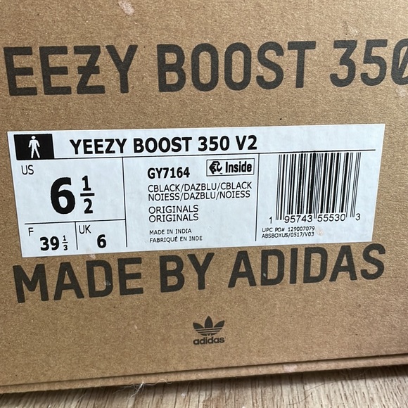 adidas | Shoes | Yeezy Boost 35 V2 Dazzling Blue Box Included With ...